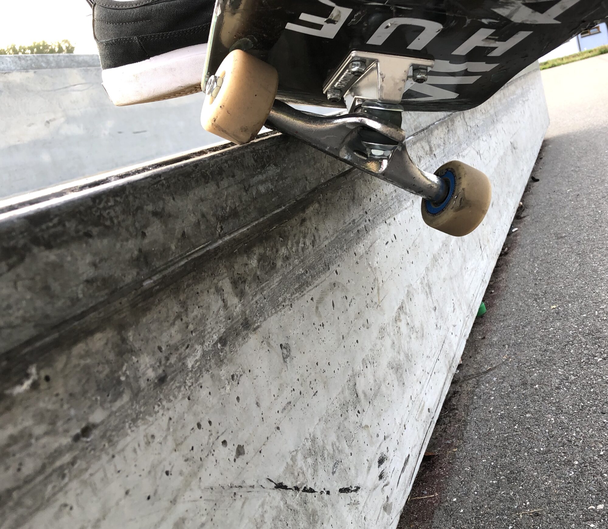 Spitfire Wheels Tablet Shape - Weartested - detailed skate shoe reviews